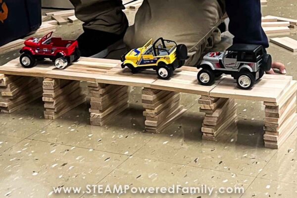 Mini Building Challenges - No Prep STEM Engineering Projects